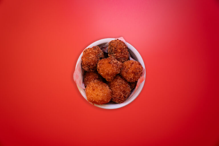 Hunter Square - Civerinos : Civerinos